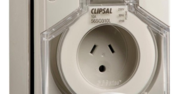 56SO310L-GY SOCKET O'LET SURF 3PIN 10A LTG ( 1)