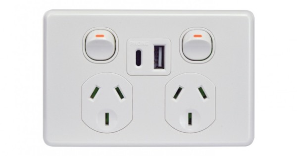 Trader Fully Integrated Dual A/C USB Charger Power Point